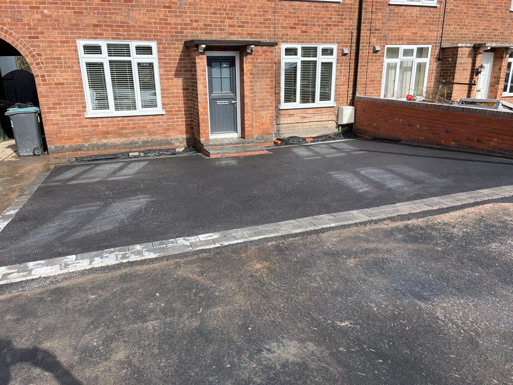 Driveways Nuneaton, Rugby and Hinckley by Oakland Driveways